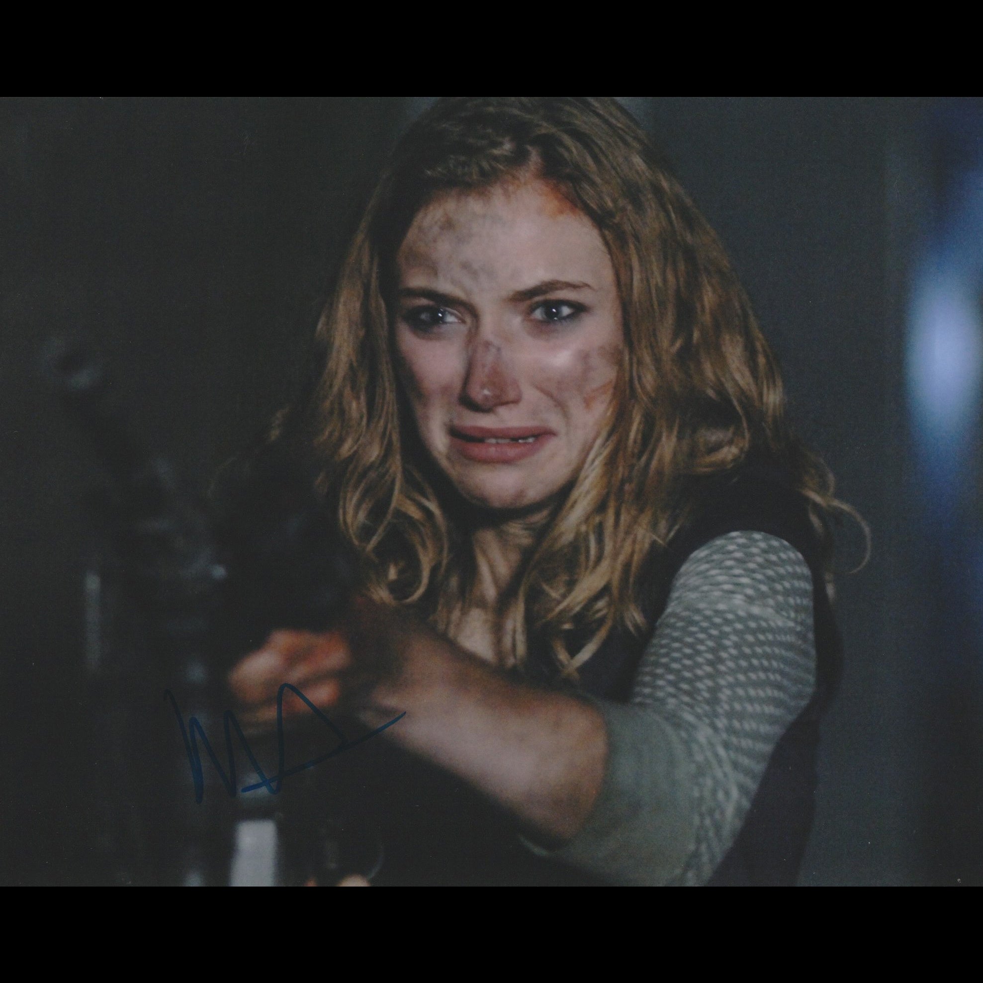 Imogen POOTS – Fresh and French autographs