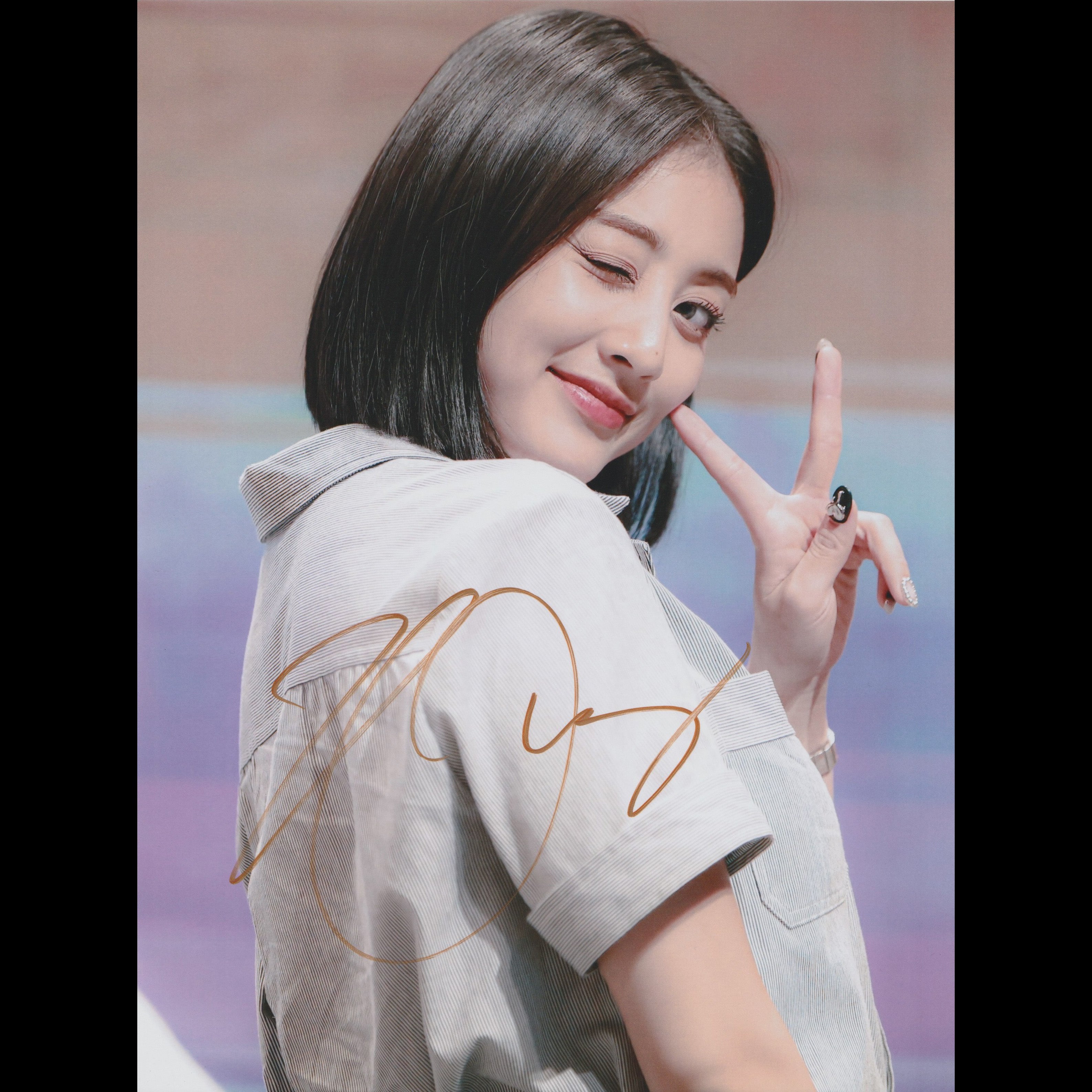 Jihyo PARK (TWICE) – Fresh and French autographs