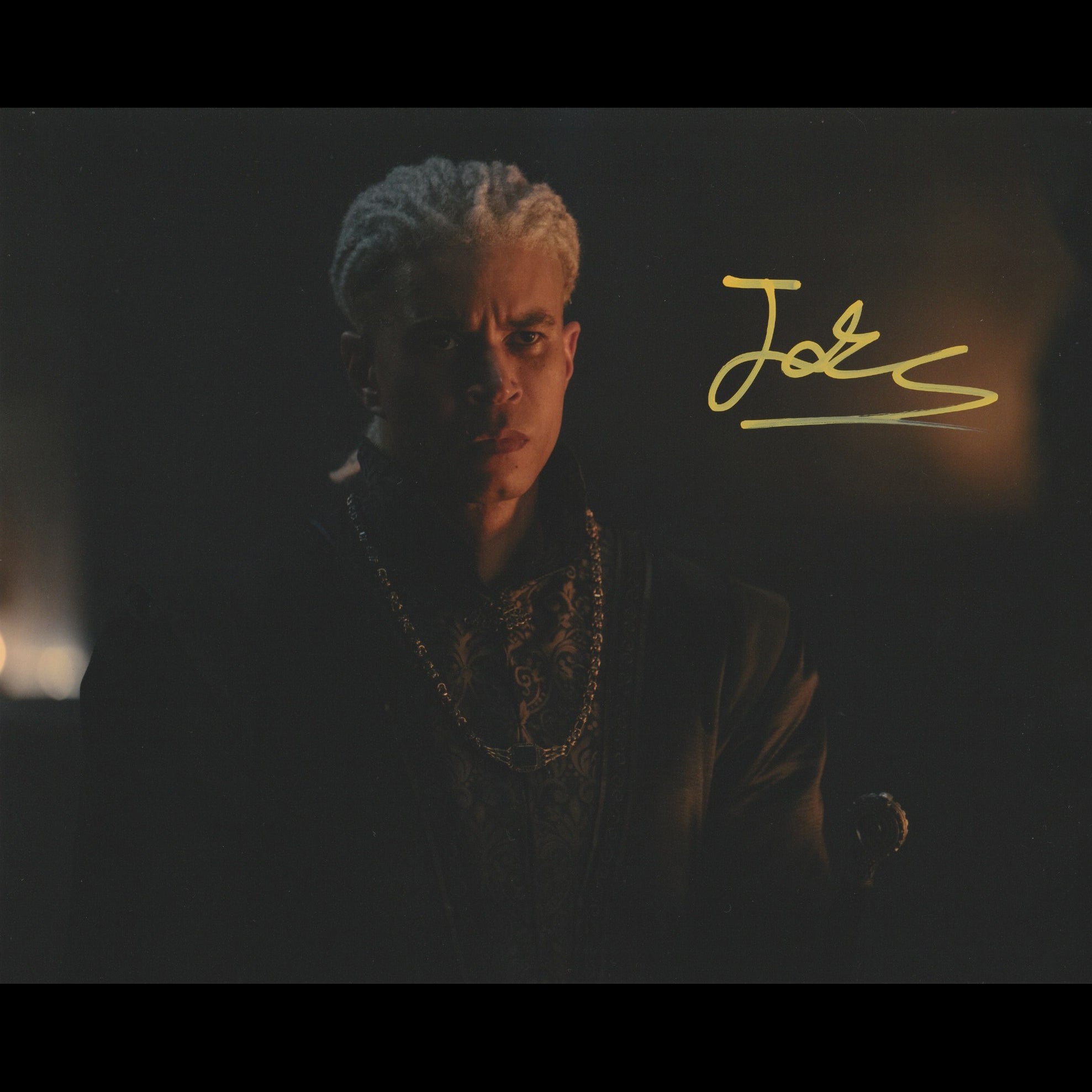 John MACMILLAN (House of the Dragon) – Fresh and French autographs