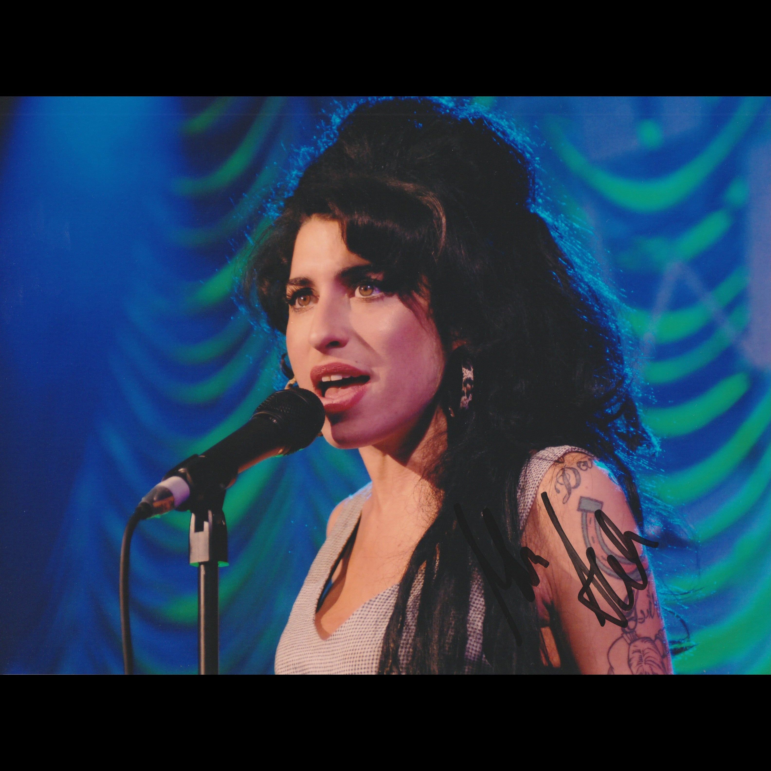 Marisa ABELA – Fresh and French autographs